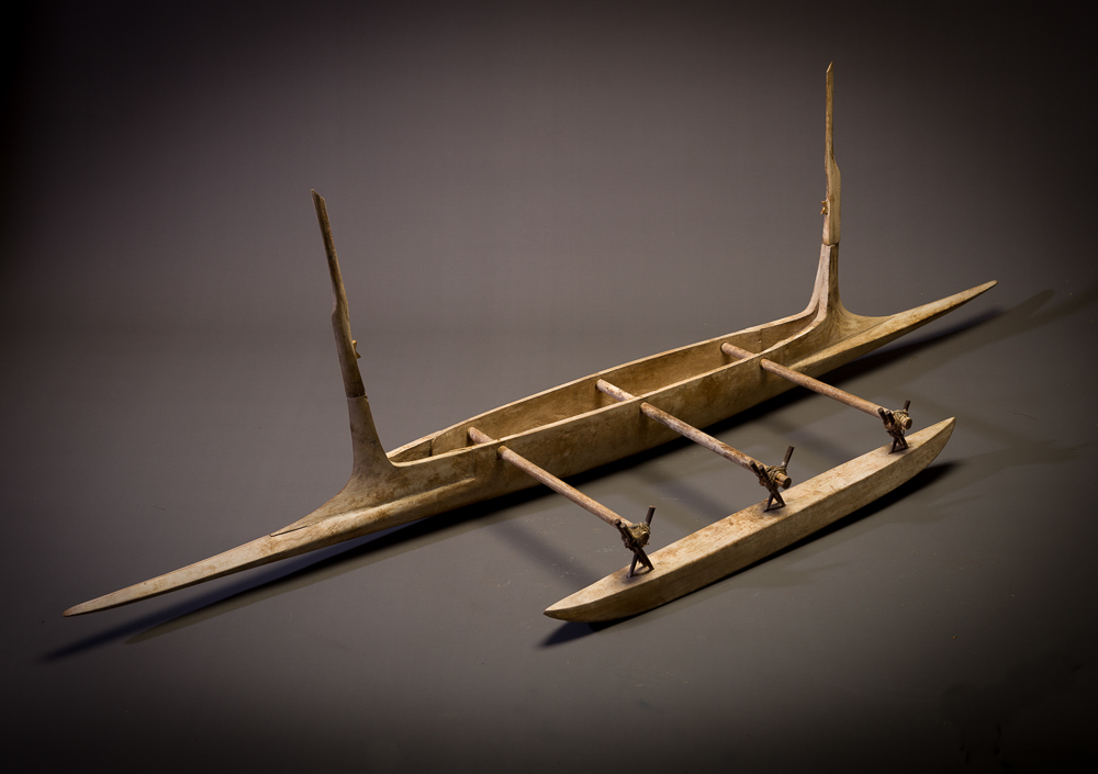 O-15 Three Ocean Model Canoes Chris Boylan Oceanic Art
