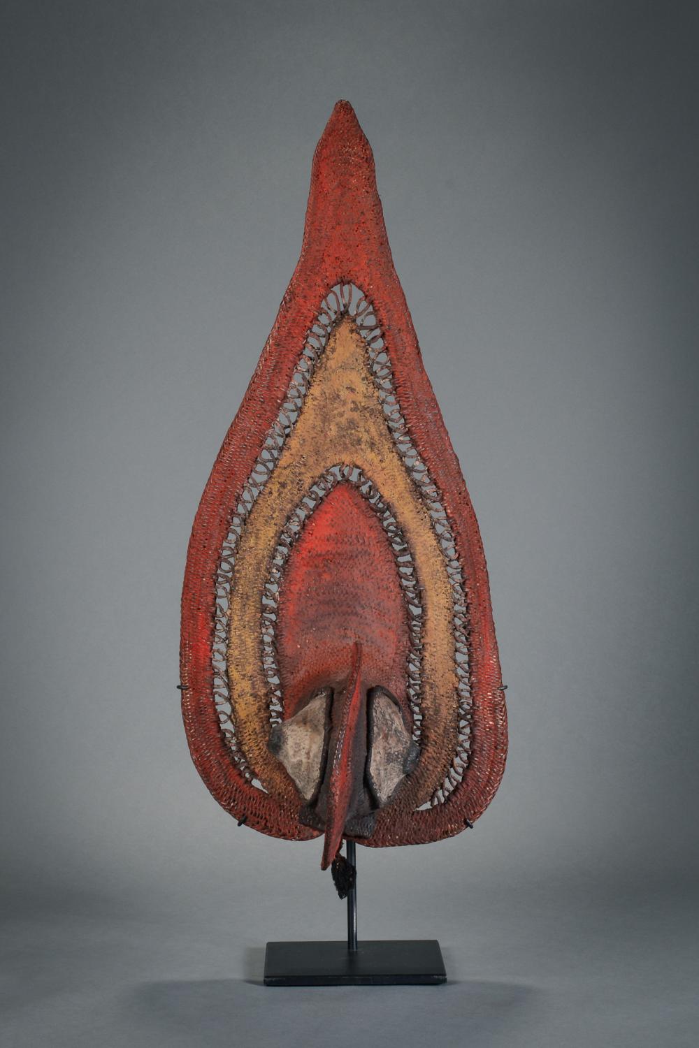 M-37 LARGE YAM MASK, ”WOSERA” Chris Boylan Oceanic Art