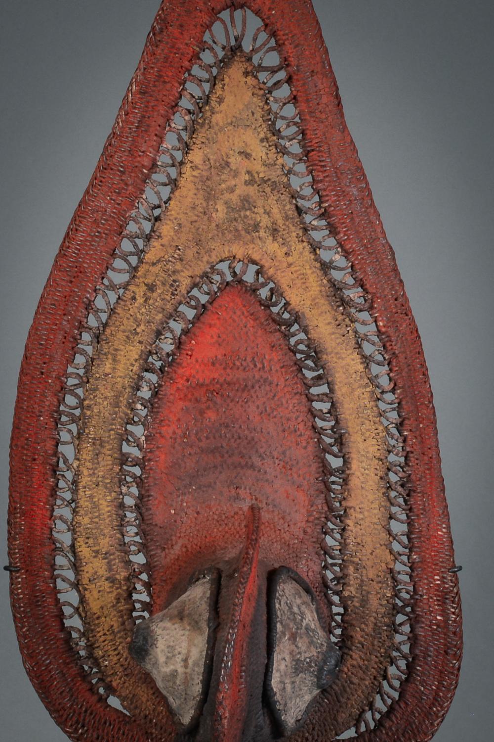 M-37 LARGE YAM MASK, ”WOSERA” Chris Boylan Oceanic Art